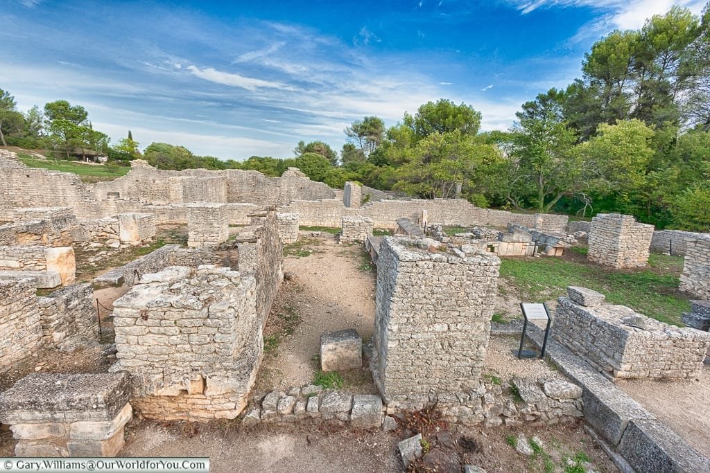 Ancient City of Glanum, Saint-Rémy-de-Provence, France - Our World for You