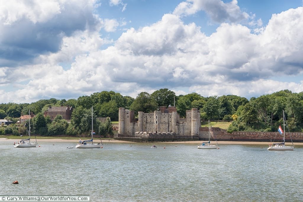 Upnor Castle, Kent, England - Our World for You