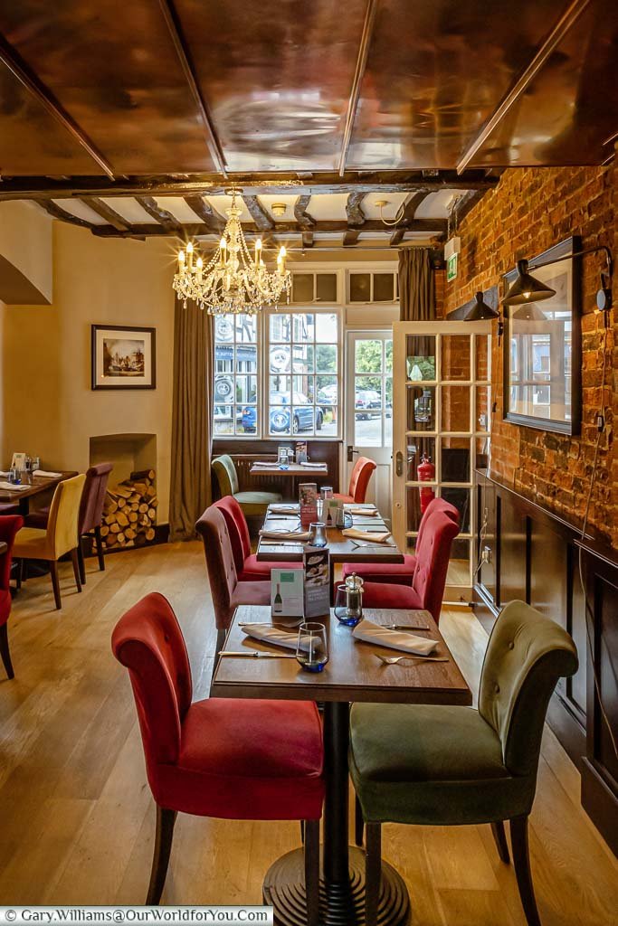 Our stay at The Talbot Ripley, Surrey, England - Our World for You