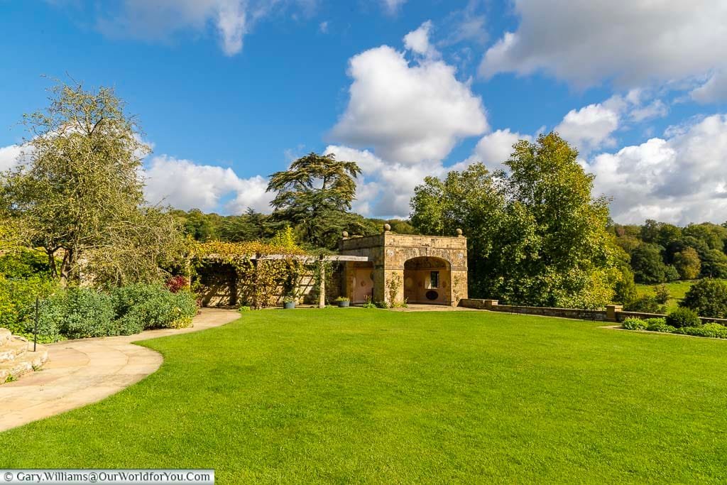 A visit to Winston Churchill's Chartwell in Kent - Our World for You