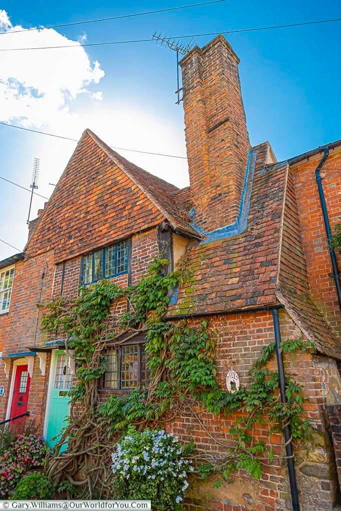 Exploring the charming town of Westerham in Kent - Our World for You