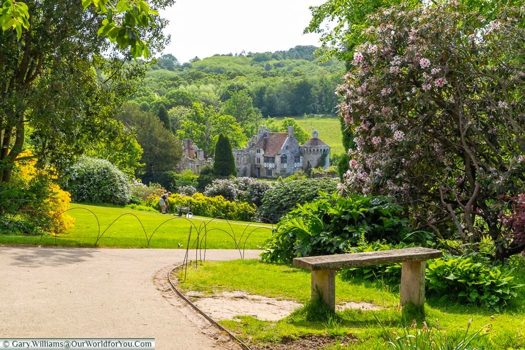 Visiting Scotney Castle in Spring - Our World for You