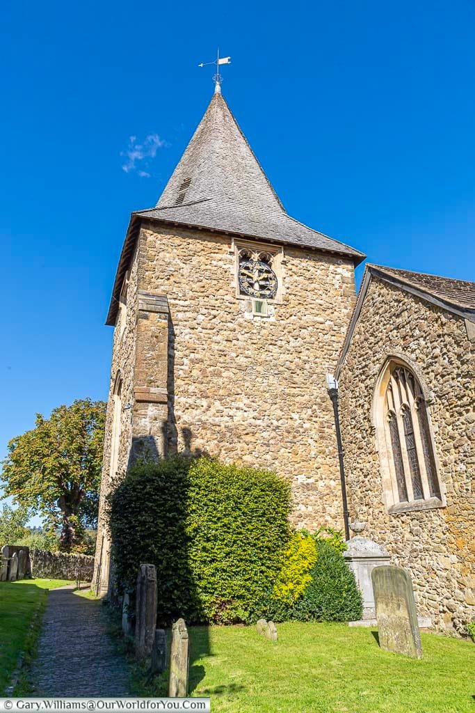 Exploring the charming town of Westerham in Kent - Our World for You