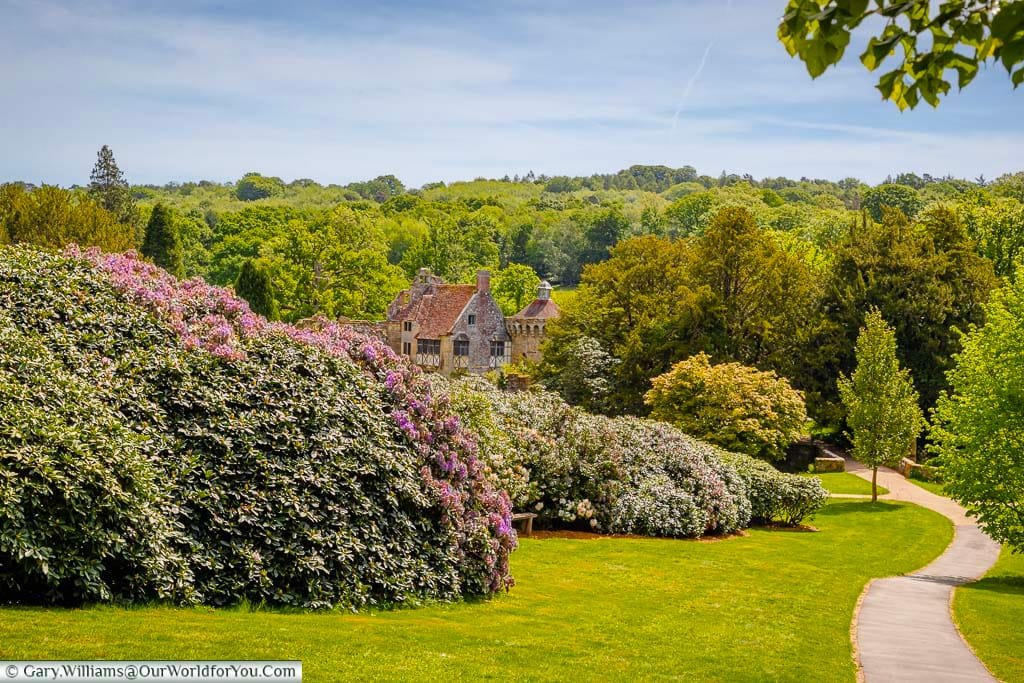 Visiting Scotney Castle in Spring - Our World for You