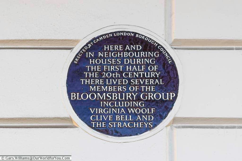 Exploring the streets nearby Holborn tube station, London - Our World ...